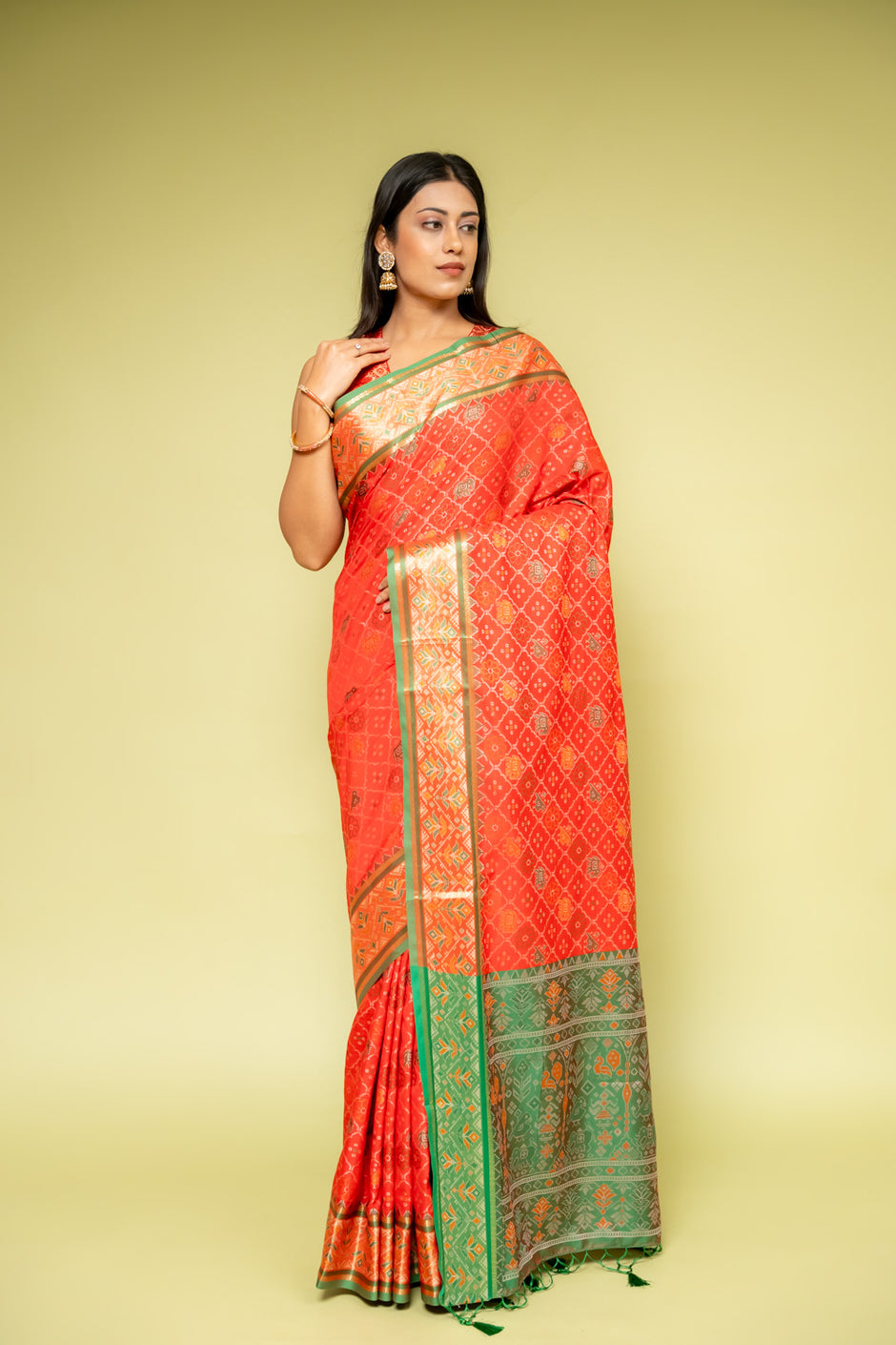 Red Banarasi Silk Saree With Unstitched Blouse – The Panna Shop